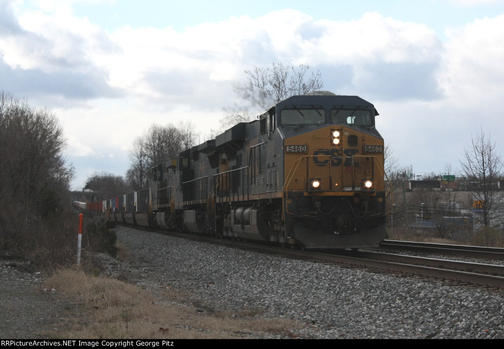 CSX train Q034